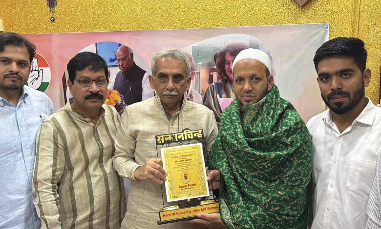 Read MLA Amin Patel Ne Arif Bamne ko Maharashtra Shaurya aur President ...