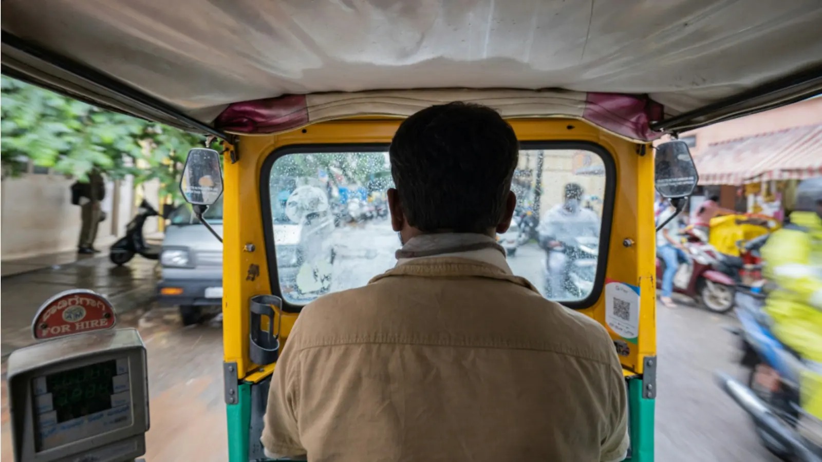 Read Minor Girl Ko Dekh Kar Ashlil Harkat Karne Laga Auto Rickshaw Wala ...